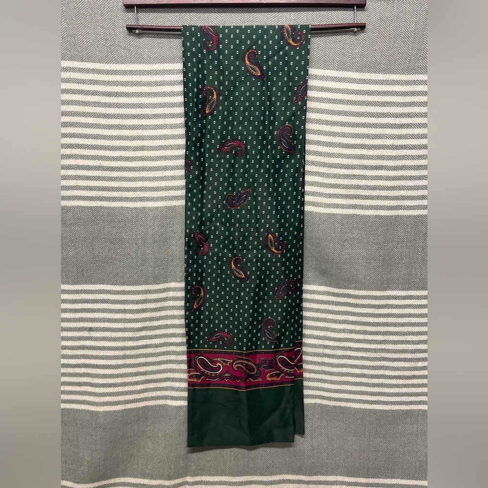 Vintage “Old Money” Aesthetic Scarf - Gem